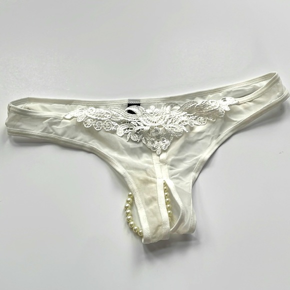 oh la la cheri | Intimates & Sleepwear | Nwot Oh La La Cheri Crotchless ...